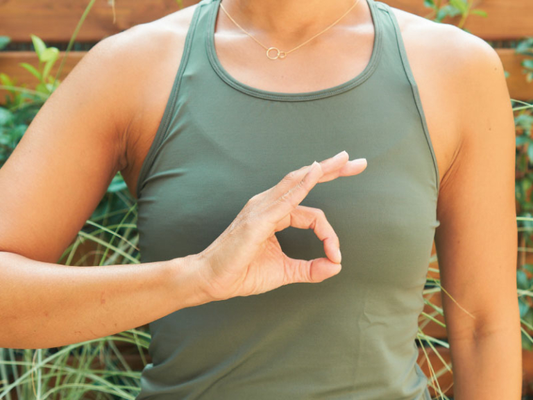 Los 10 mudras más usados en yoga - Xuan Lan Yoga